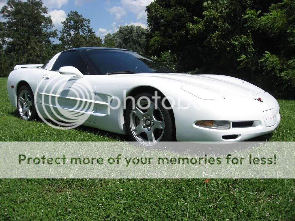 F/S 1998 Coup, Arctic White/Firethorn Red, Louisville, KY. also has ...